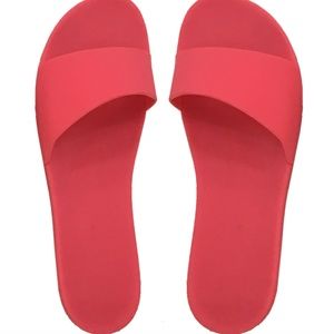 Shoes | New Sliders Spa Beach Pool House Slippers Sz 61 | Poshmark